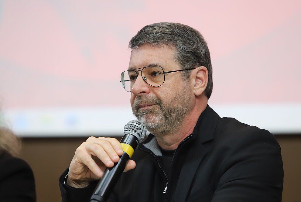 Arquitetos e urbanistas discutem o futuro da forma urbana na abertura ...